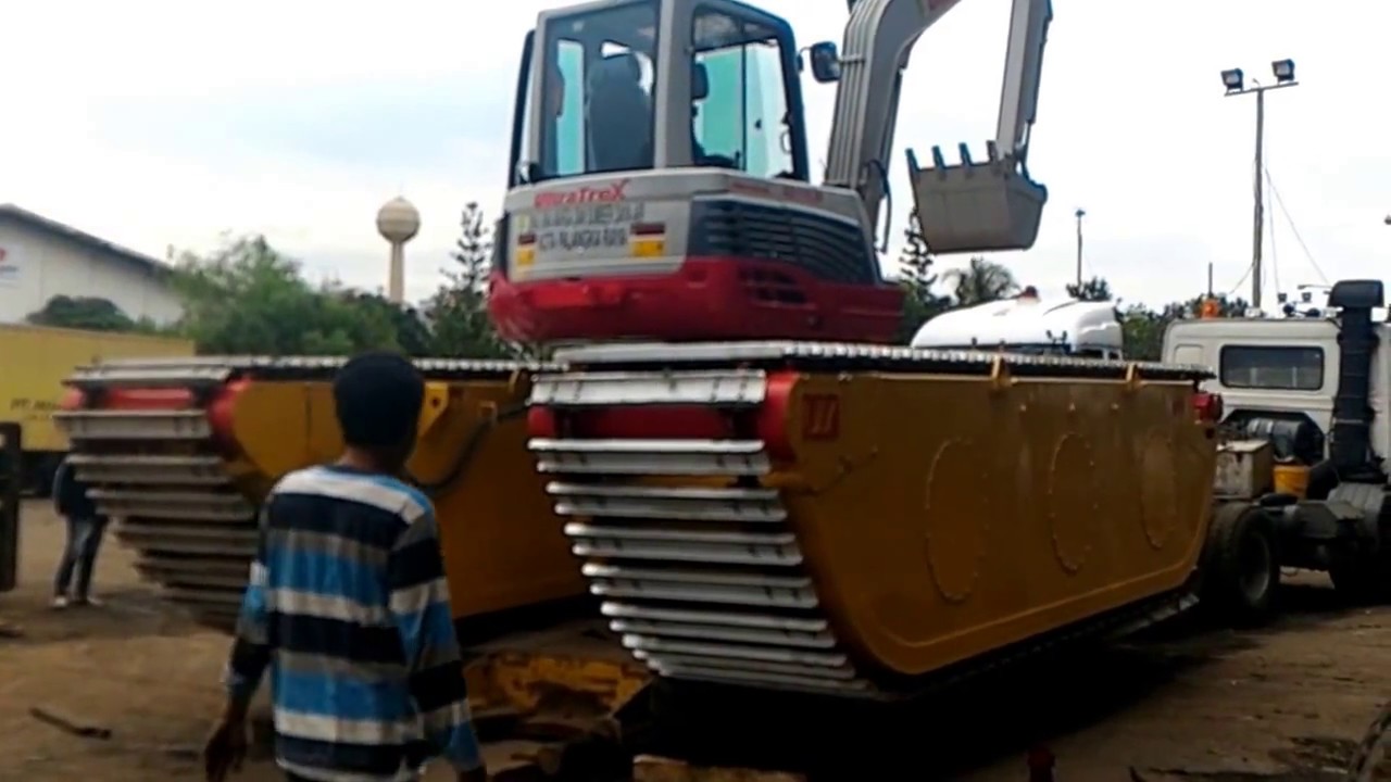 excavator amphibi - YouTube