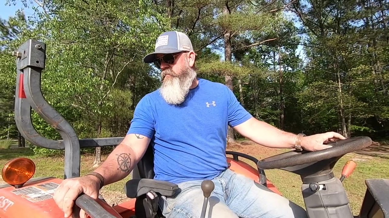 DIY Garden row maker🚜🌽🌽🌽🌽🌽 - YouTube