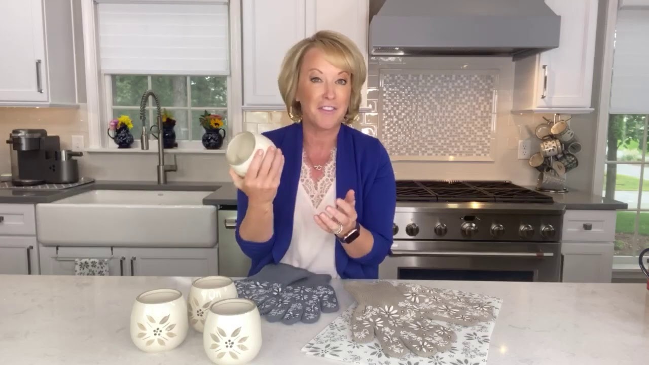 QVC Online Only items from Temp-tations -Glasses, Oven gloves ...