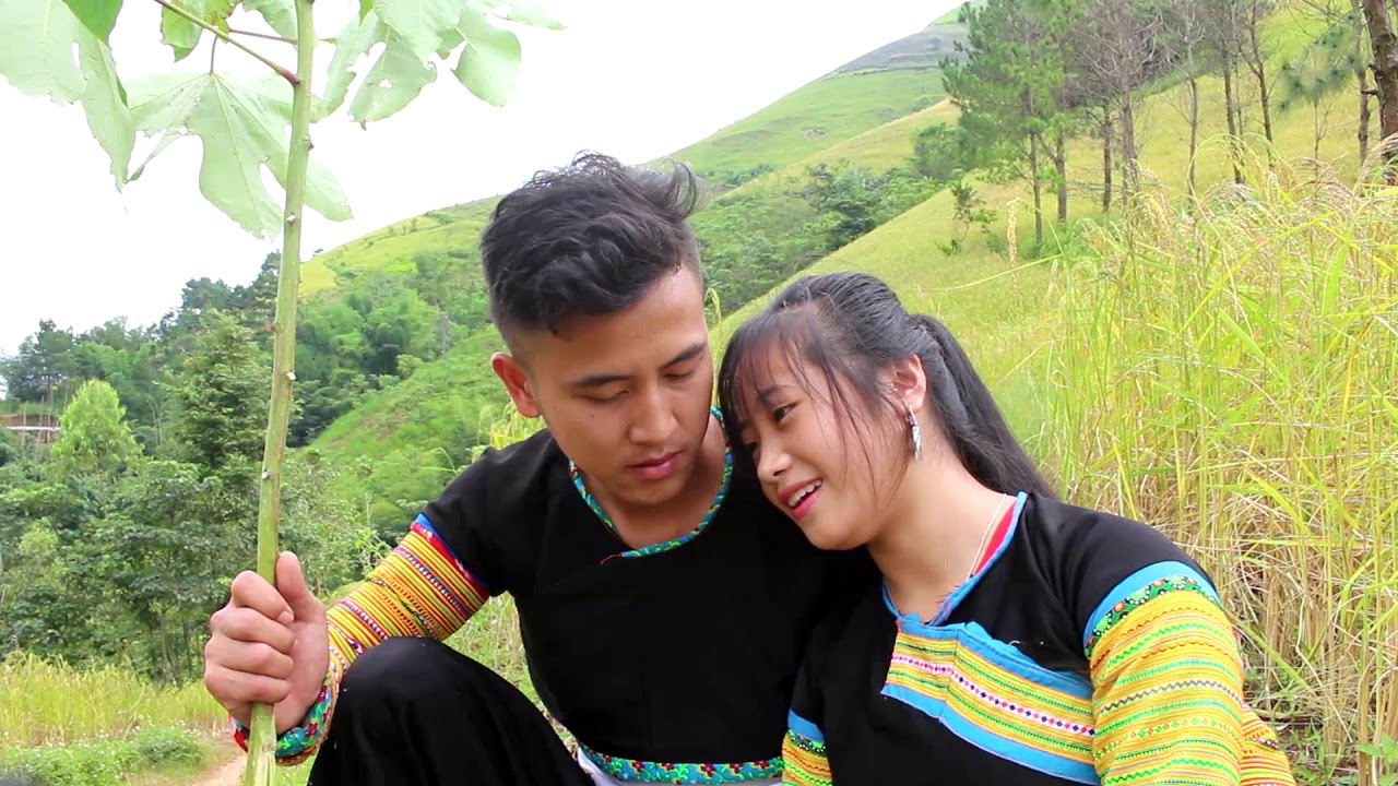 Hmoob nyab laj zij poj niam tsis hlub-Hmong sad short film - YouTube