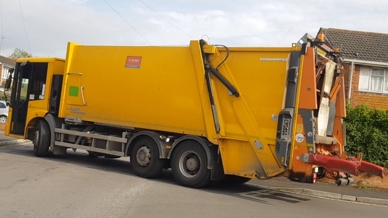 Faun Variopress Bin Lorry Collecting Green Bins, VCY - YouTube