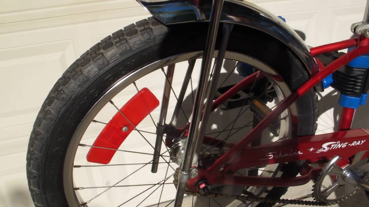 1976 Flamboyant Red Schwinn Stingray - YouTube