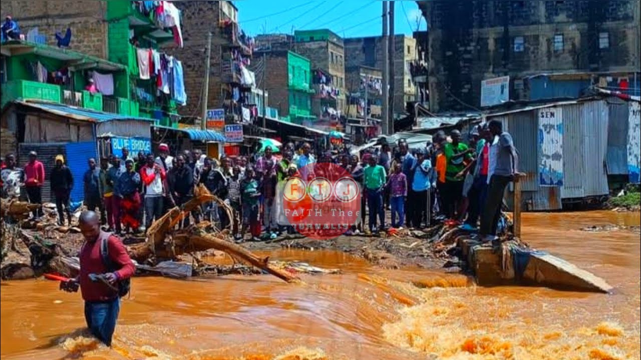 MATHARE RESIDENTS TAKE R!SKS IN CROSSING RIVER MATHARE//STRAND€D IN AT ...
