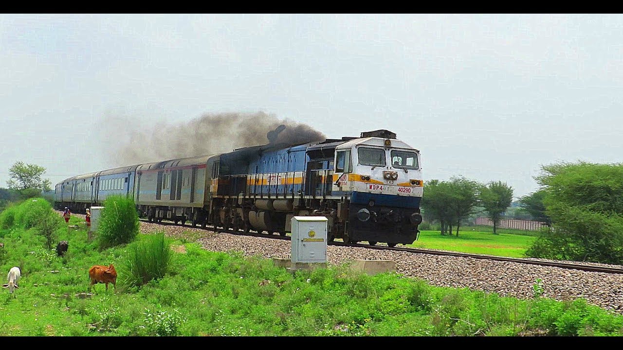 Smoking Ajmer SHATABDI Express thrashes a curve at Asalpur Jobner at ...