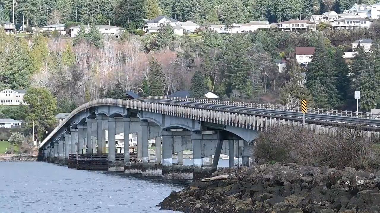 This Is One Of The Most Unsafe bridges In Washington - YouTube