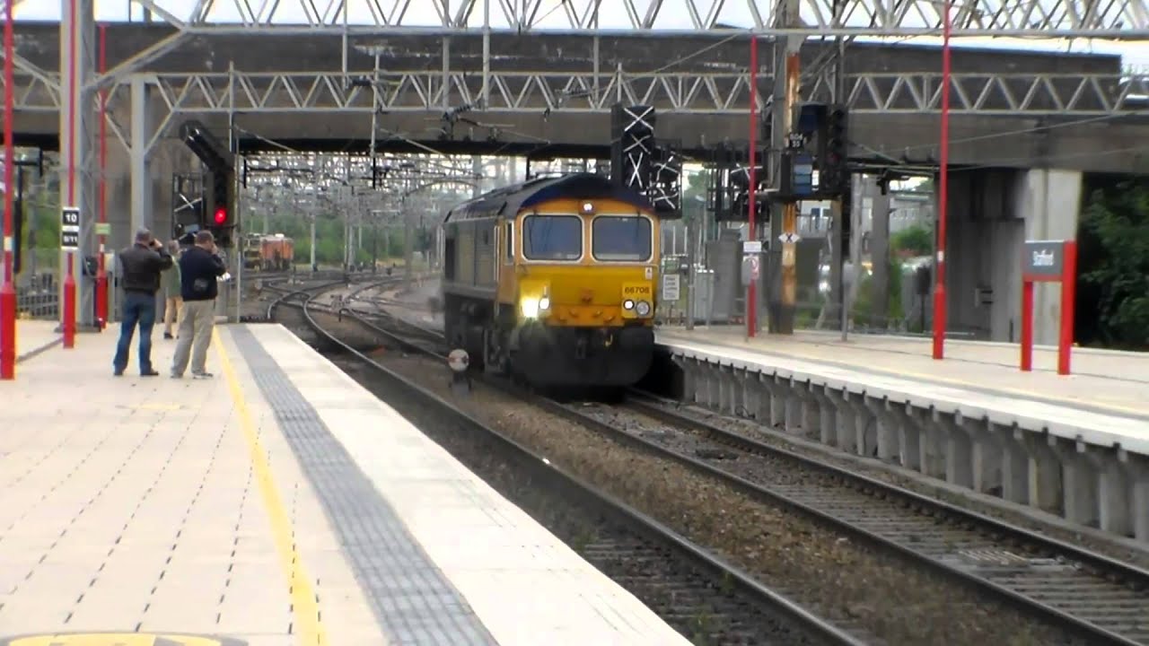 GBRF Class 66, 66708 Jayne, 0Z66 passing Stafford (14th July 2015 ...