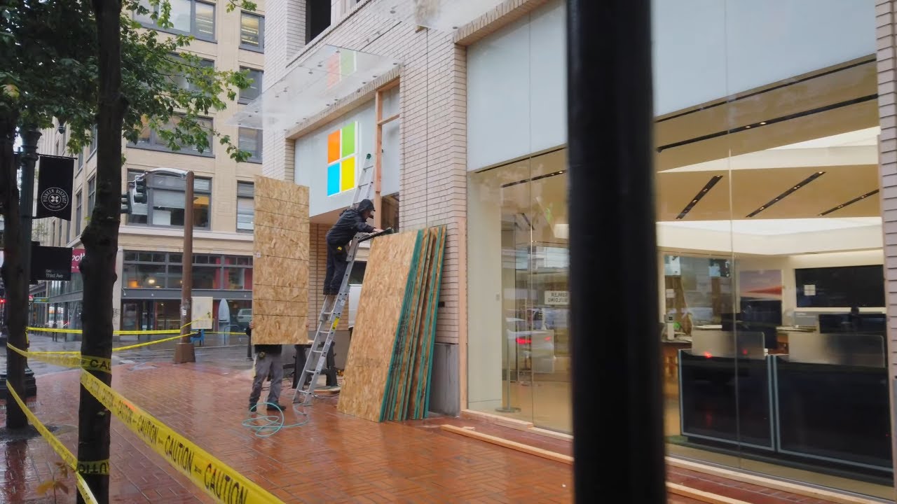 Downtown Portland Aftermath Walk (rain) - State of Emergency Declared ...