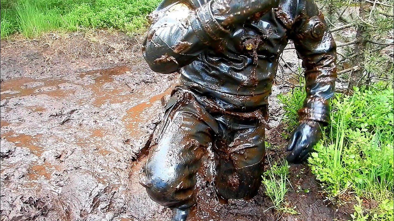 Diving in mud, completely covered and buried in quicksand - YouTube