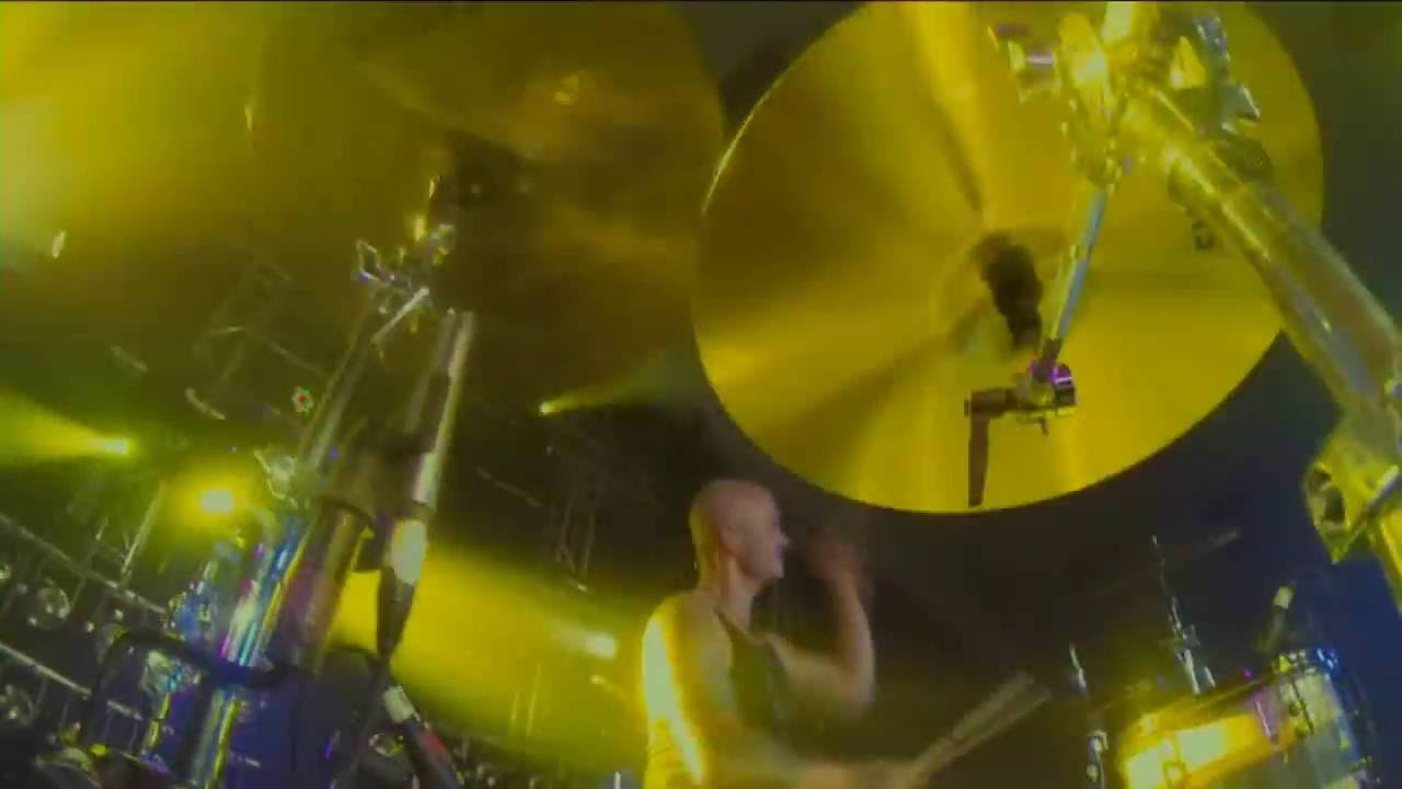 ROK 2015 Nine Lashes Noah Drum Solo - YouTube