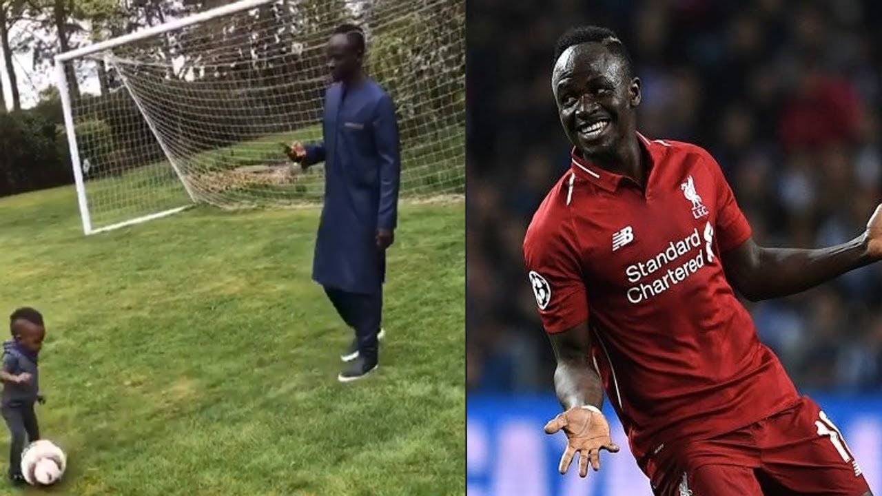 QUAND SADIO MANE JOUE AVEC LE FILS DE PAPISS DEMBA CISSE - YouTube