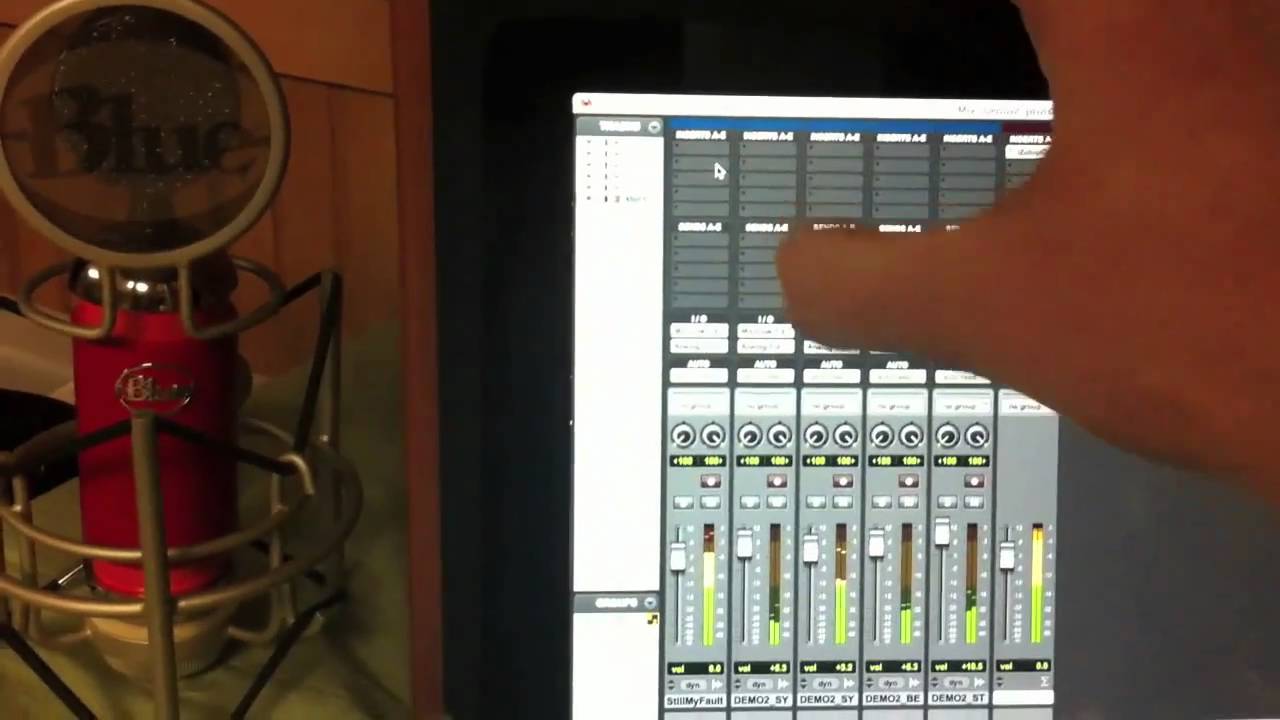 Touchscreen Pro Tools (via iPad / Air Display) - YouTube