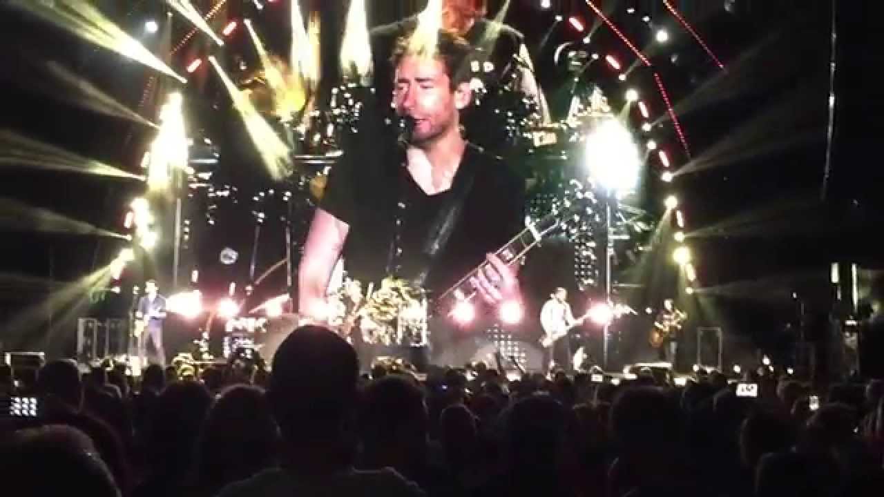 Nickelback : Hero (Live) - YouTube