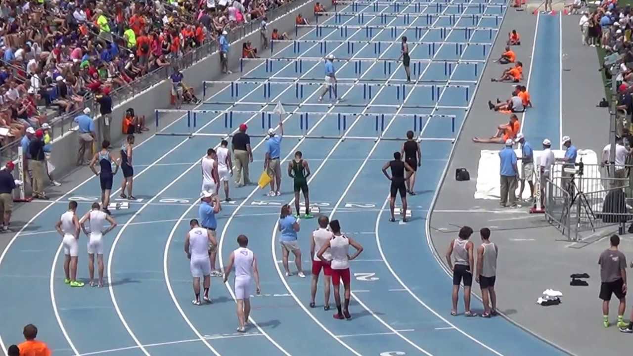 Shuttle Hurdle Relay - 4A Iowa High School State Meet - YouTube