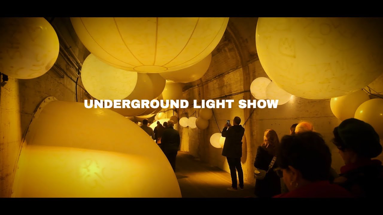 'DARK SPECTRUM' - Vivid Sydney 2023 (Fujifilm X-T4) - YouTube