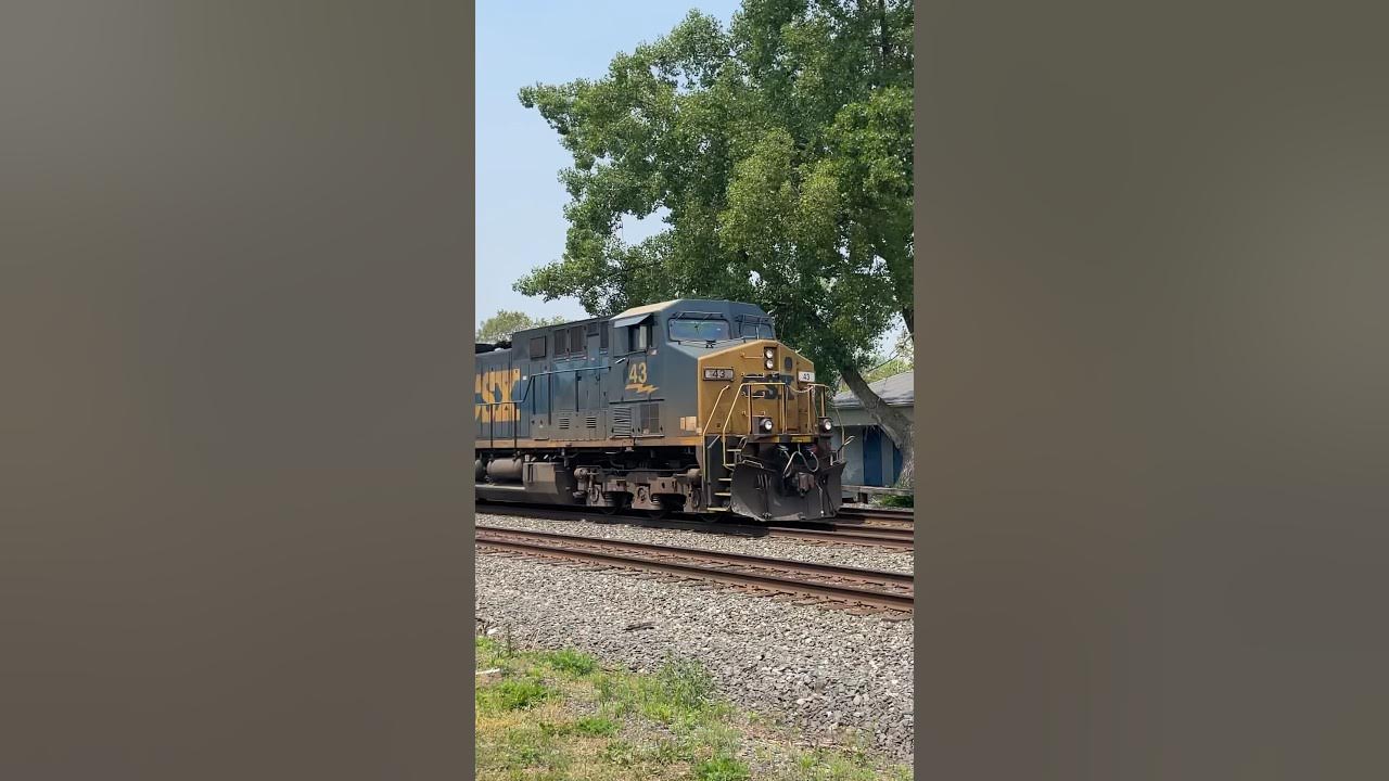 CSX 43 in Fairport NY - YouTube