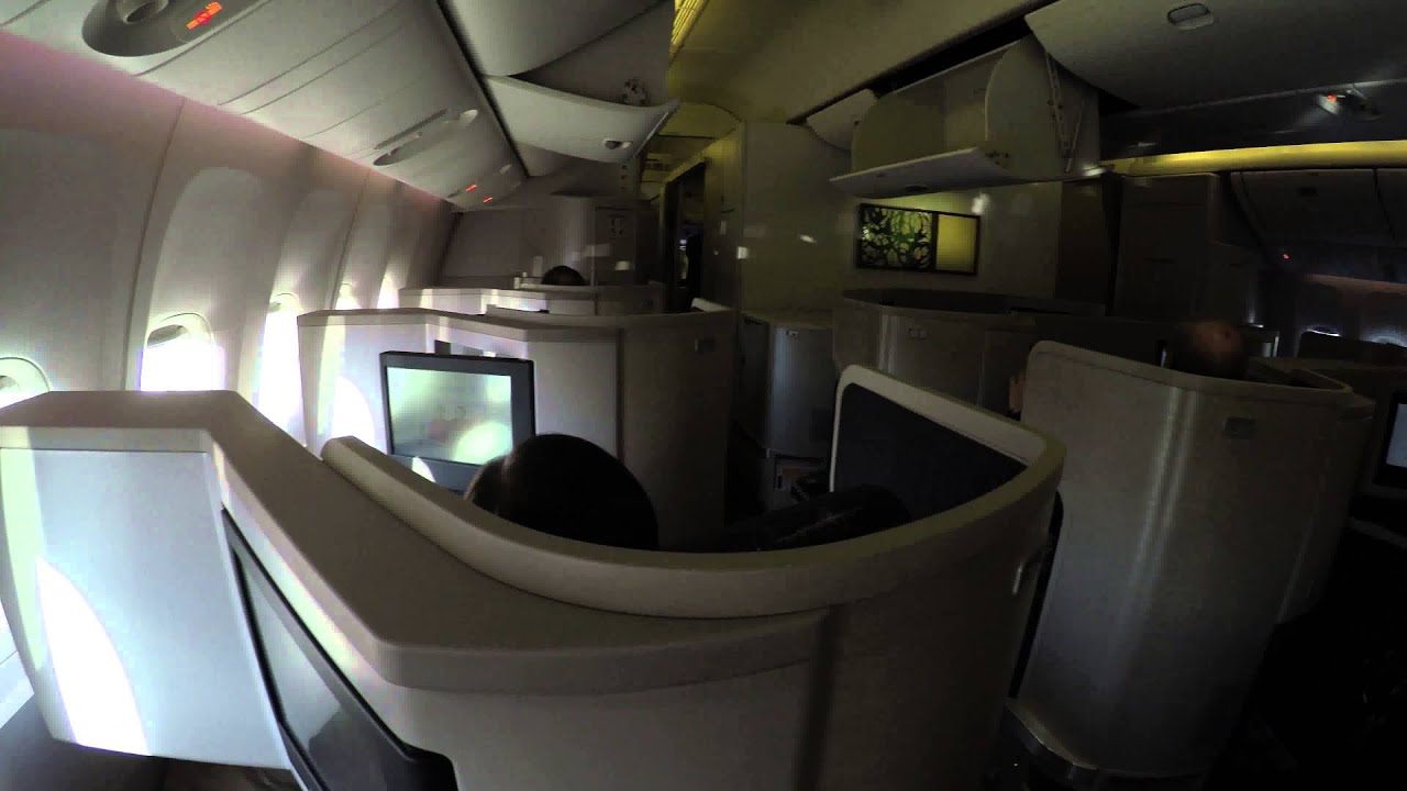 CX807 Cathay Pacific 777-300ER 77H Business Class Chicago to Hong Kong ...