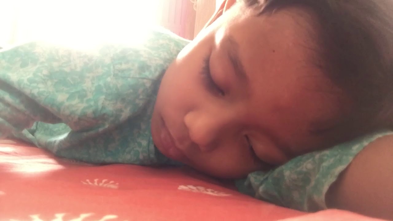 Drowsy Kid. - YouTube