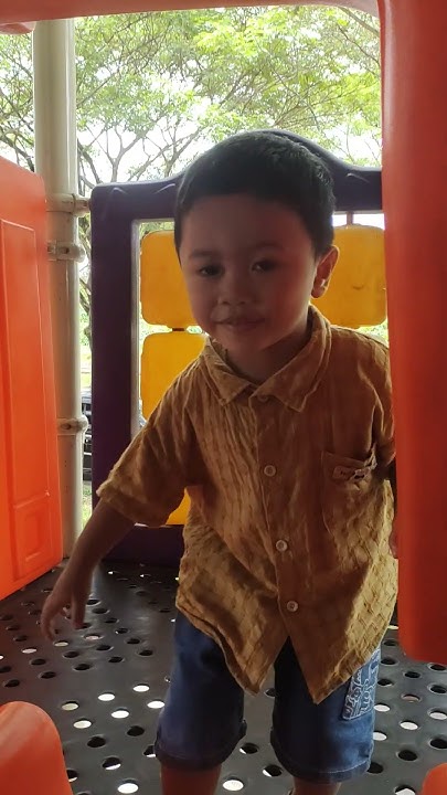 Belanja sambil bermain di deliciis Pangkalpinang - YouTube