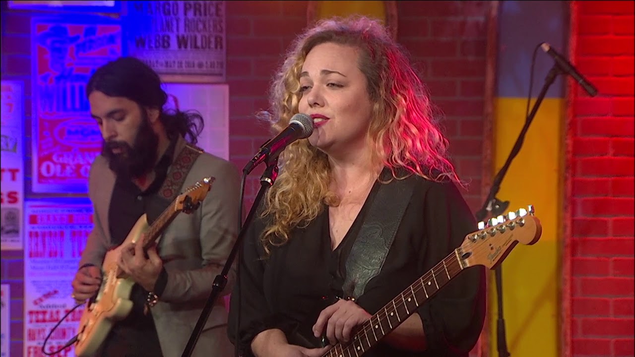 Madeleine Besson Have Yourself A Merry Little Christmas - YouTube