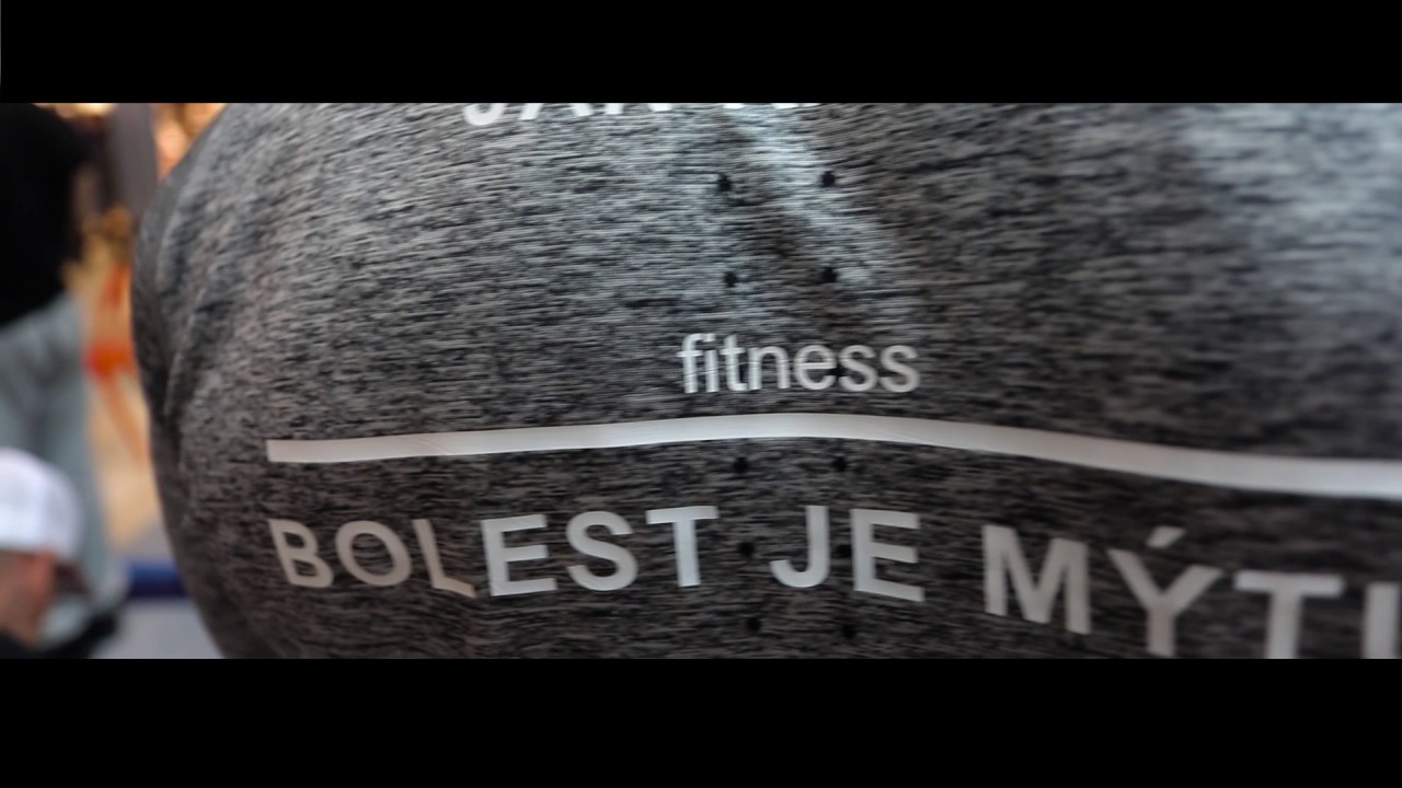 Jan Kareš 5042 pull-ups - YouTube