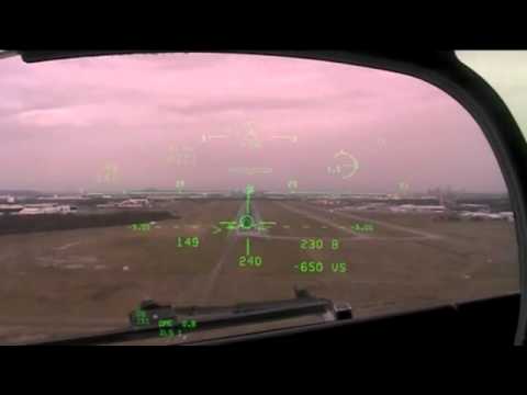 B737-800 ILS HUD AIII Mode - YouTube