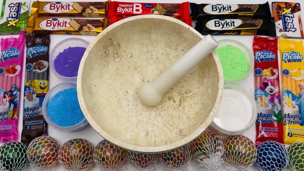 ‏Satisfying video of how to make slime with cocoa and combining random things TOTO Slime - YouTube