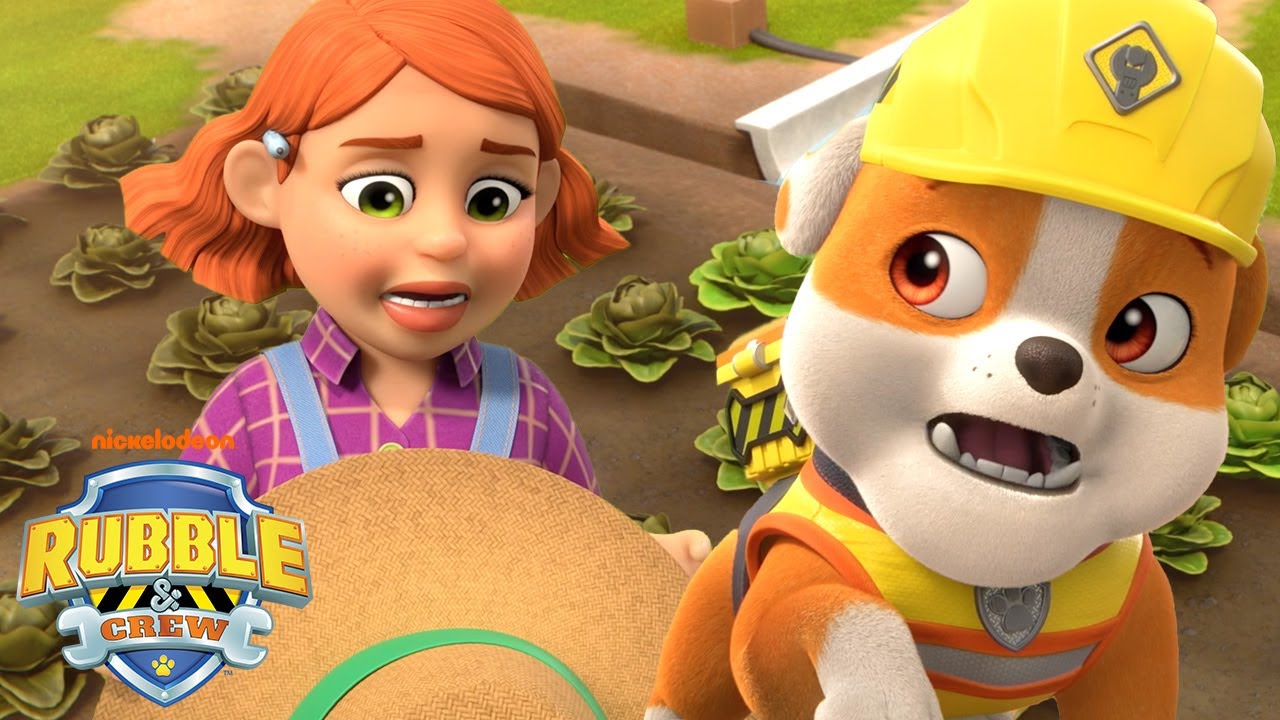 Rubble Saves Farmer Zoe's Farm! 🥬 w/ Mix, Charger & Wheeler | Rubble ...