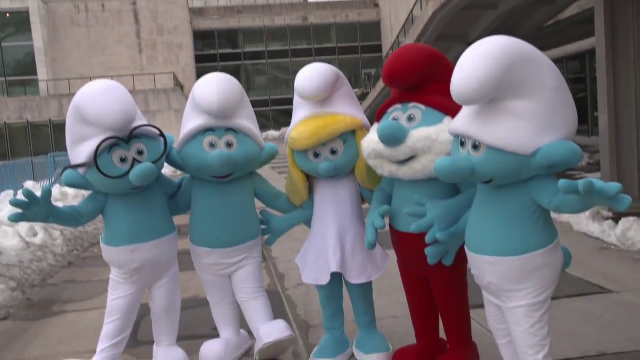 Smurfs at the International Day of Happiness - Vignette - YouTube