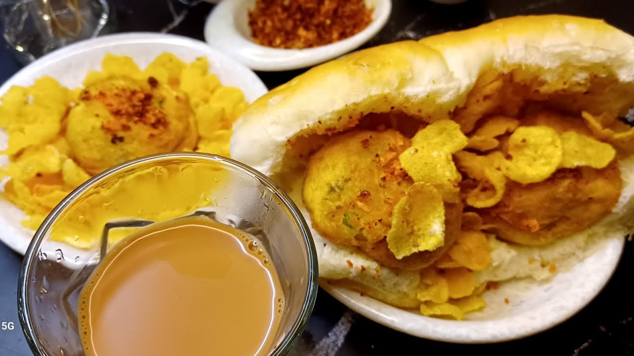 mumbai cha vada pao recipe l best vada pao and cutting chai - YouTube