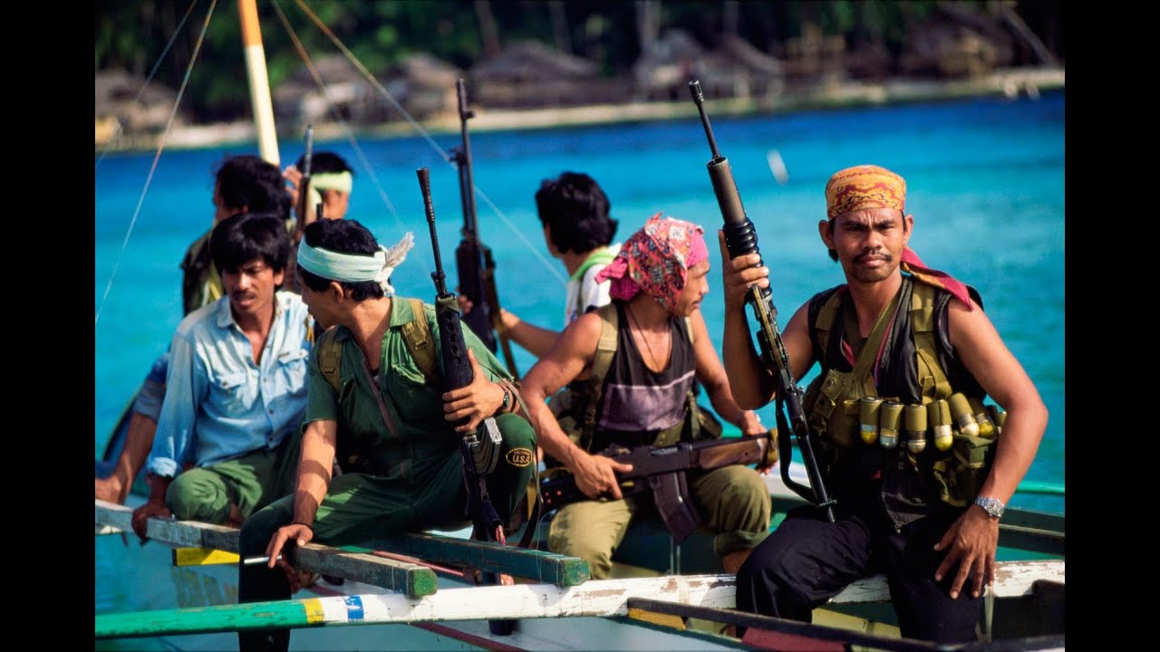 Met Some Malaysian Pirates (very rare) - YouTube