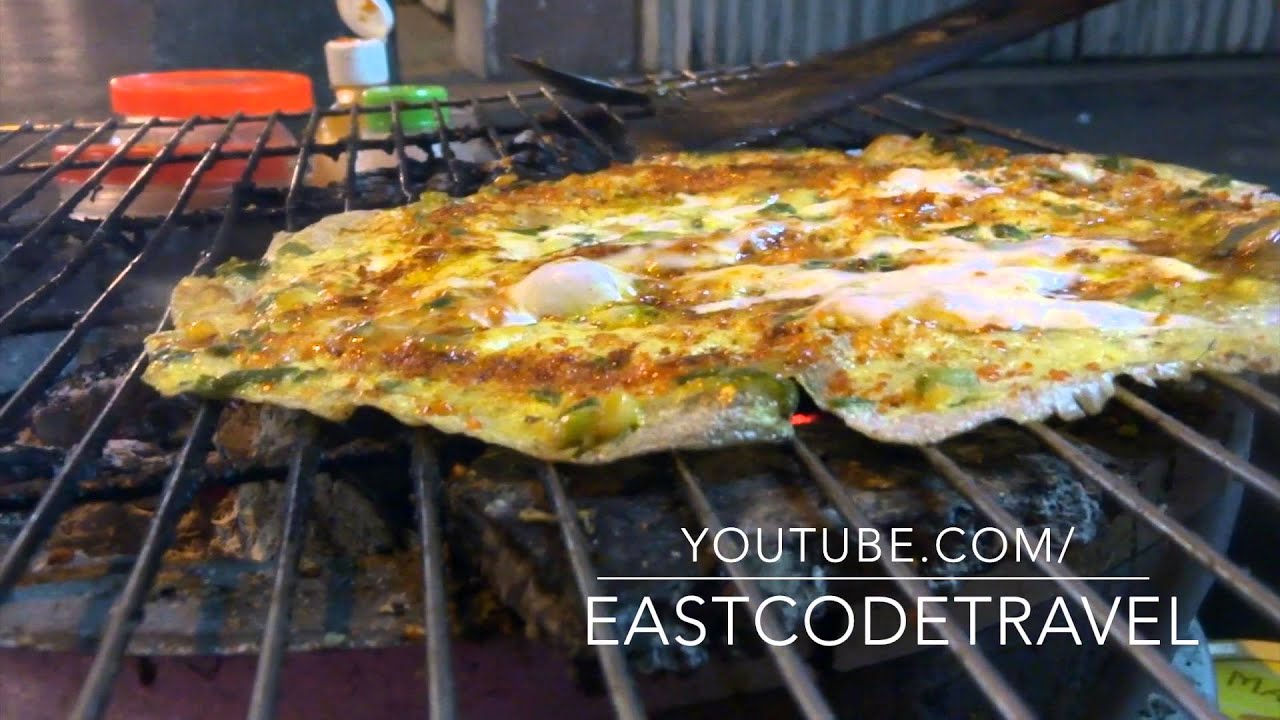 Grilled rice paper with egg | Banh Trang Nuong| Da Lat | Vietnamese ...