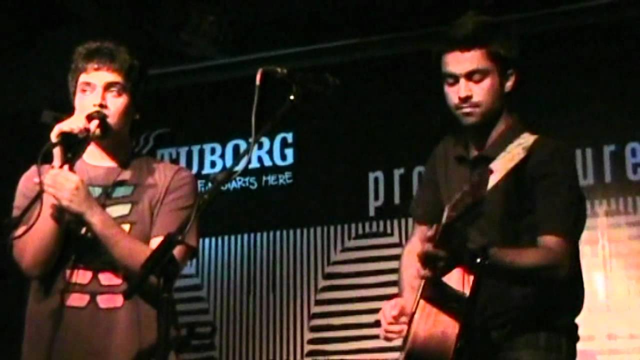 Ankit Dayal and Arjun Tandon (Live at The Blue Frog) - Hello/ Plane ...