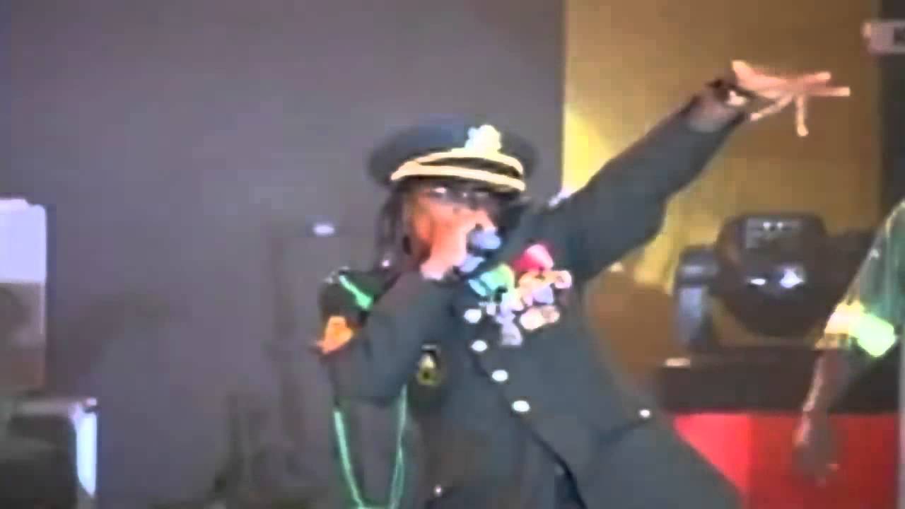 Lord Satalyte Happy Grass, Live! Antigua Carnival 2011 - YouTube