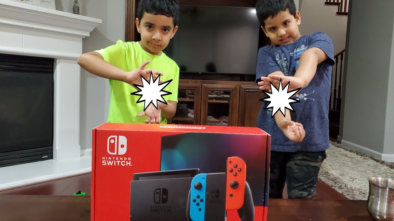 Opening Nintendo Switch - YouTube