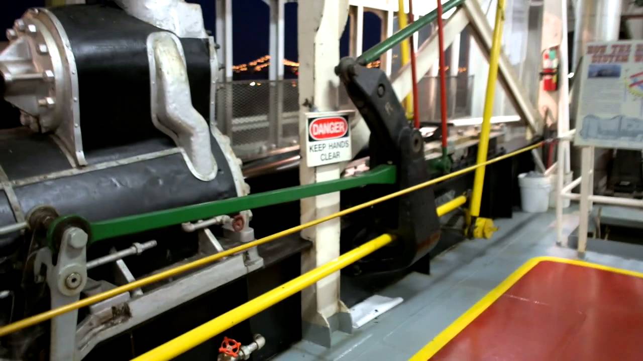 Steamboat Natchez Engine Operation - YouTube