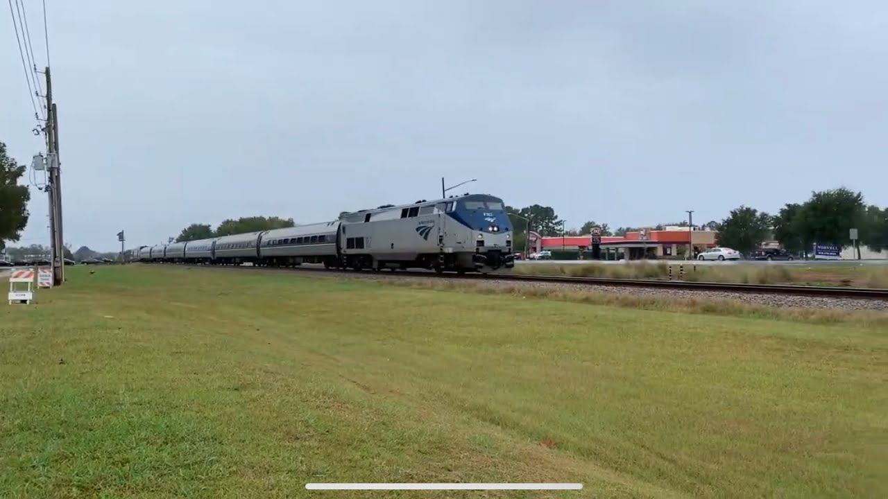 Amtrak PO90 palmetto rushes through Goose Creek SC at 80 mph! - YouTube
