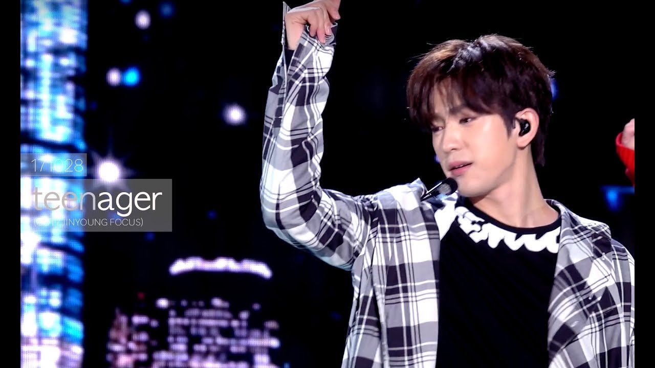 [4K]171028 평창뮤직페스타 GOT7 - teenager(진영 focus) - YouTube