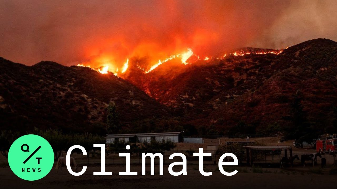 Apple Fire Burns Over 20,500 Acres in Southern California - YouTube