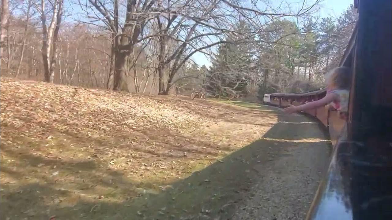 Milwaukee Zoo Safari Train Ride - YouTube