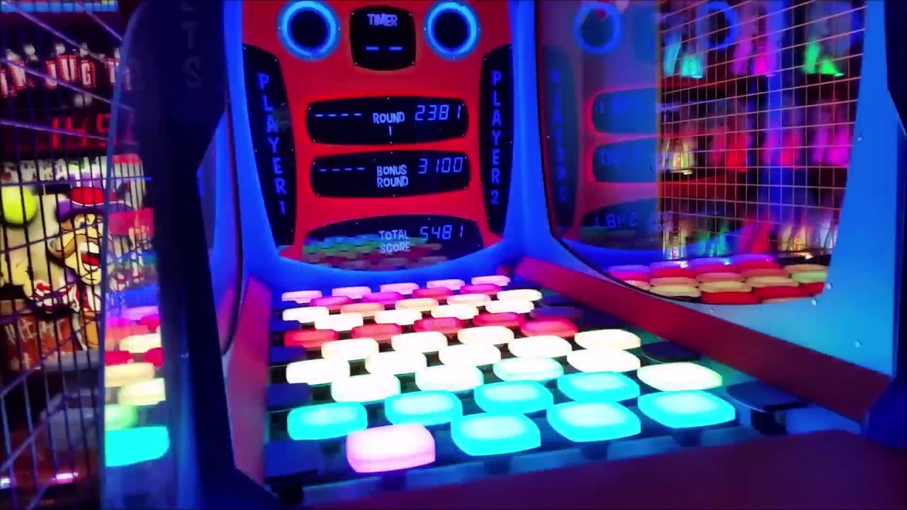 Arcade Fun With The Kid - Space Invaders Jackpot! - YouTube