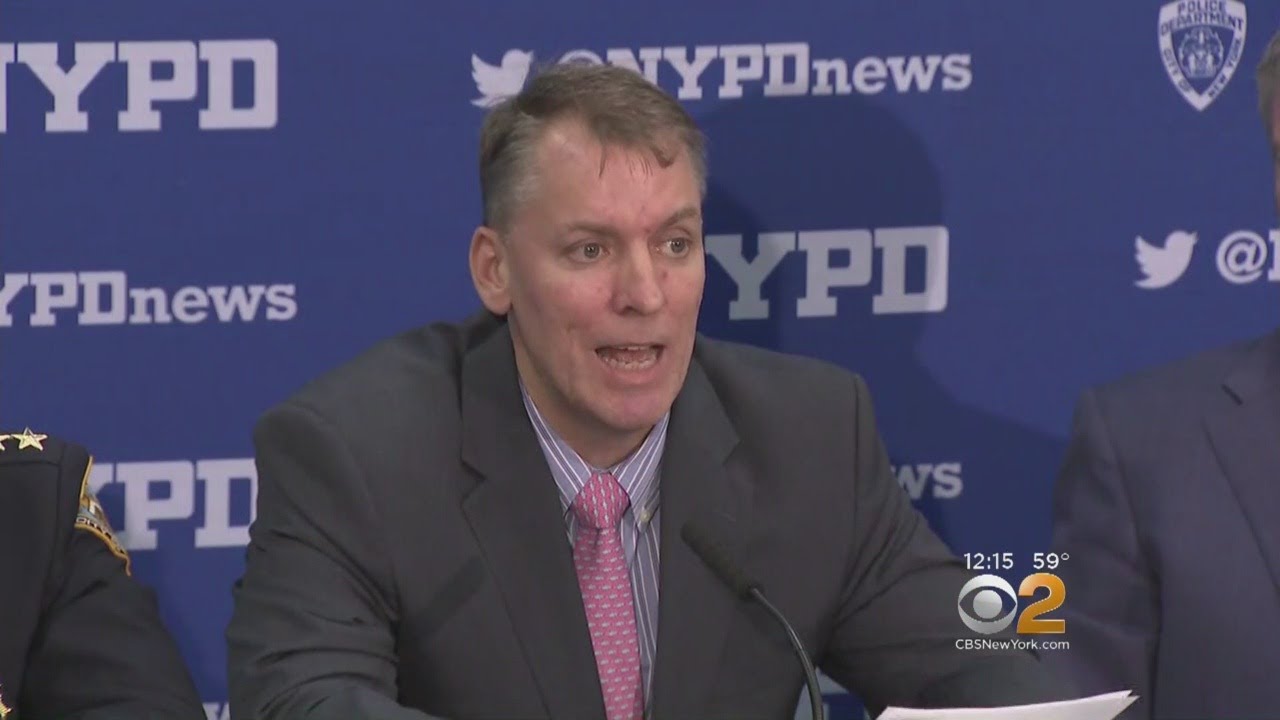 Dermot Shea Takes Over At NYPD Chief Of Detectives - YouTube