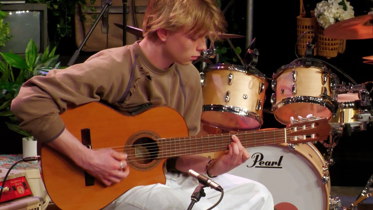 Lifeboat - Billanook Performing Arts - Live in One - YouTube