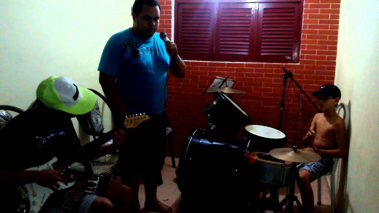 Joao de Barro. Thyago, Erick, Gustavo - YouTube