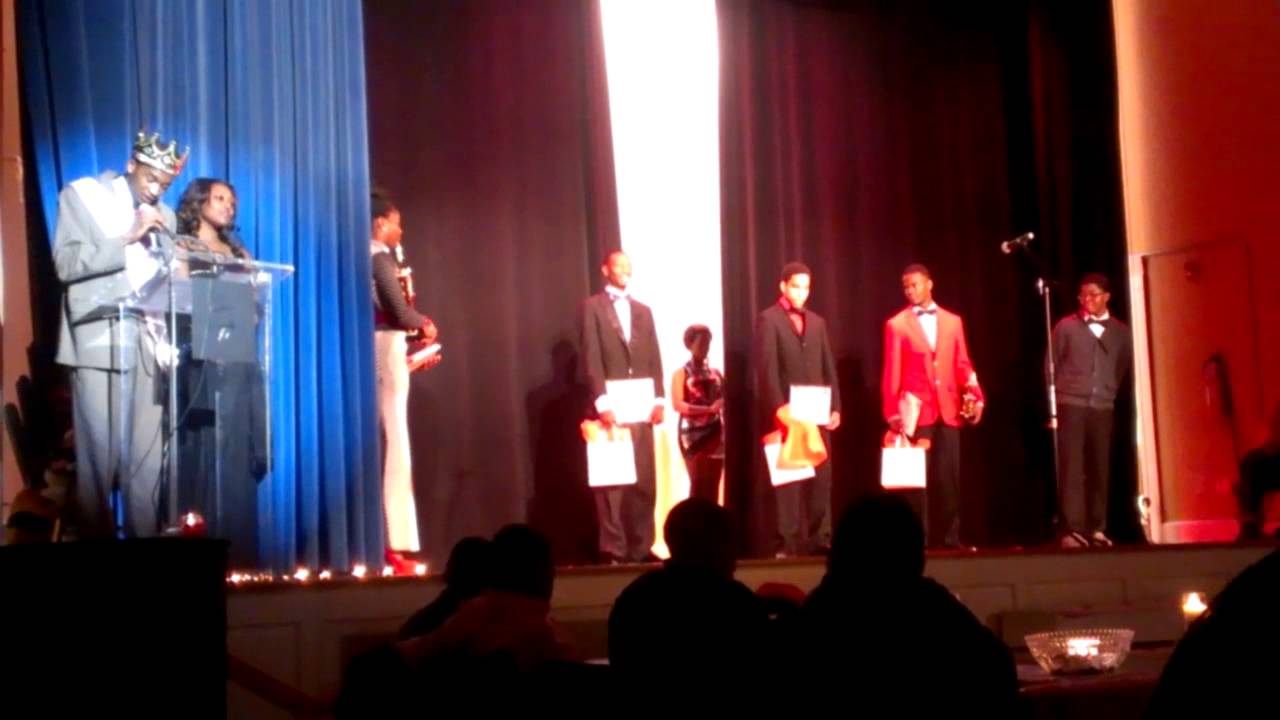 Delta Sigma Theta Pageant - YouTube