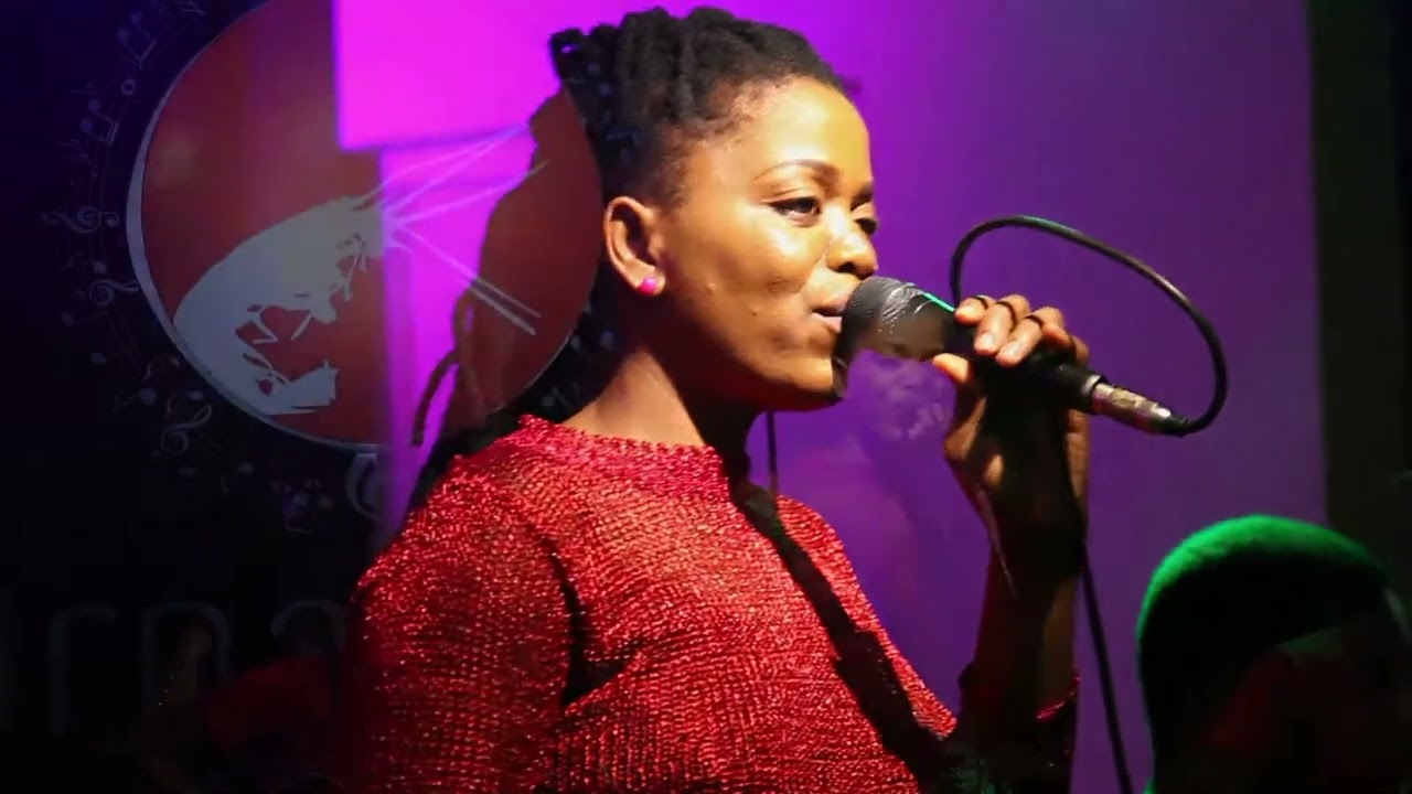 Banda Kakana Serenata Live Show - YouTube