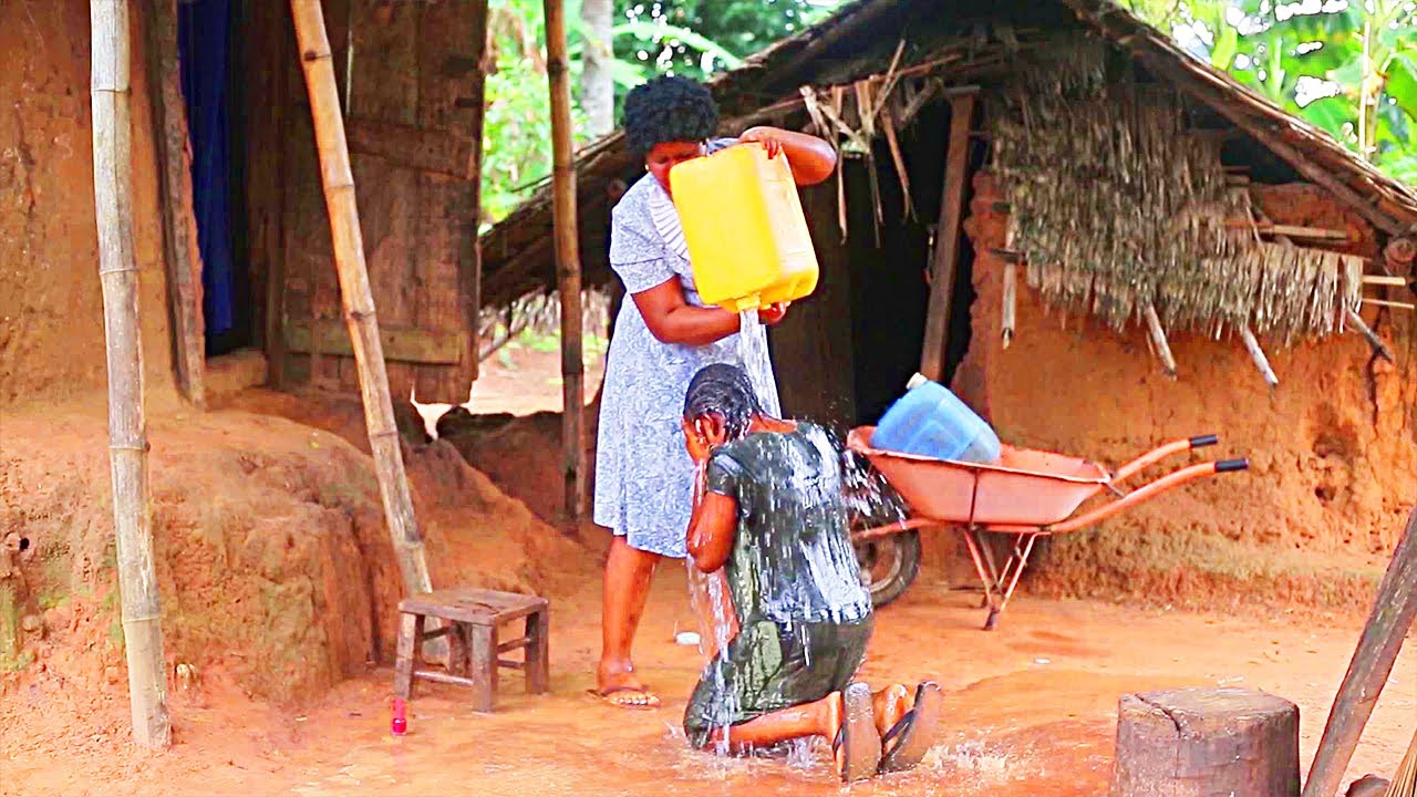 She Never Knew D Poor House-Maid She Poured Water On Is A Royal ...