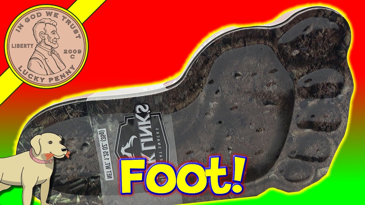 Jack Links Meat Snacks Beef Jerky Big Foot Christmas Tin Review - Elfie ...