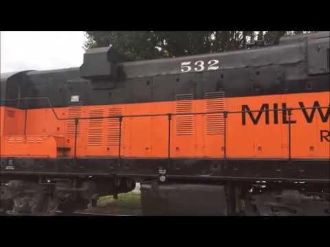 Whitewater Valley Railroad Valley Flyer to Metamora Milwaukee 532 - YouTube