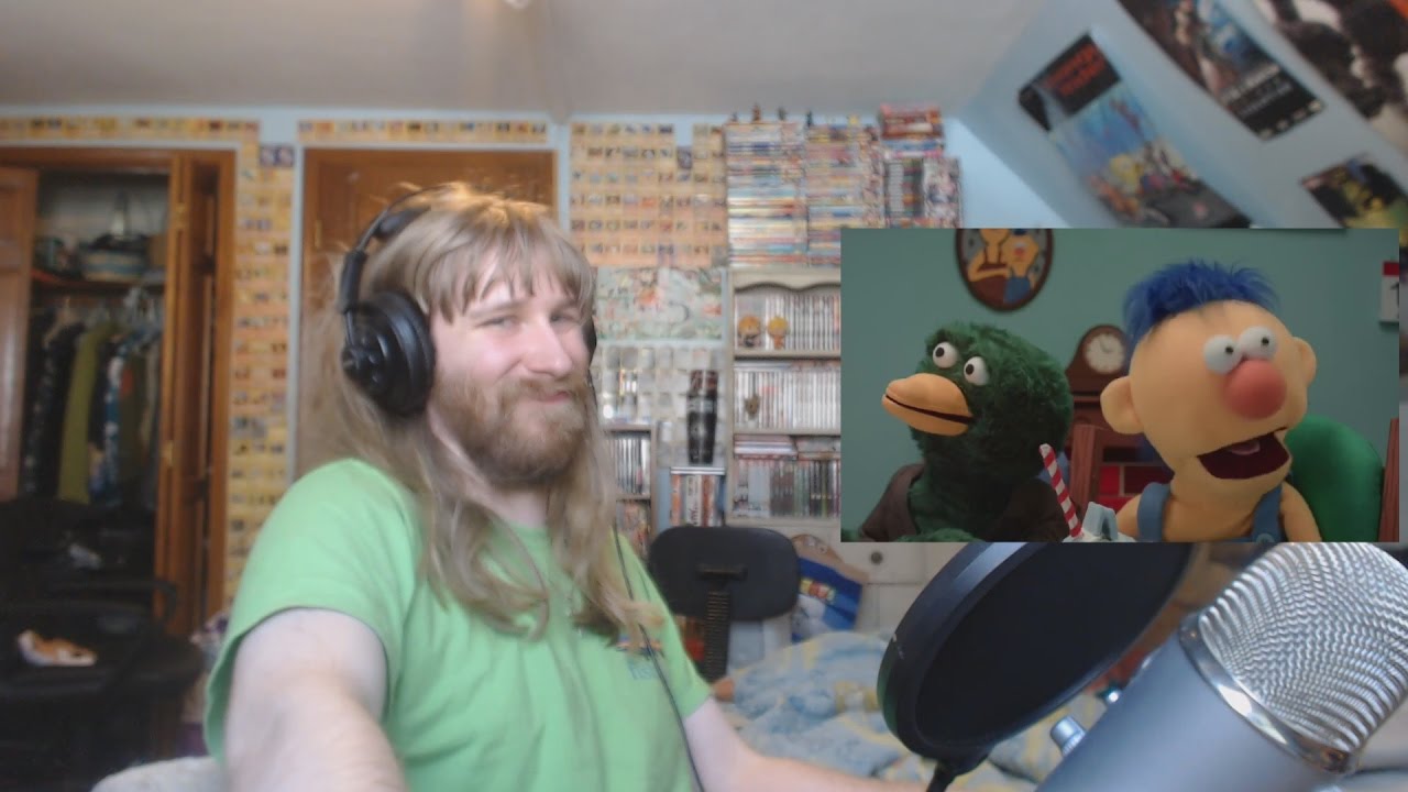 Ryan Reacts to YouTube Poop: Don't Hug Me I'm Gay - YouTube