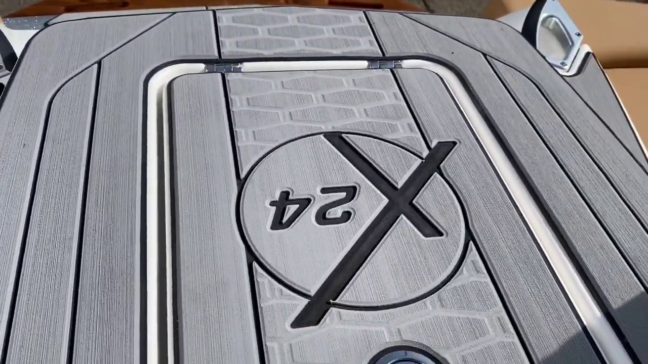 2020 Mastercraft X24 Interior Tour - YouTube